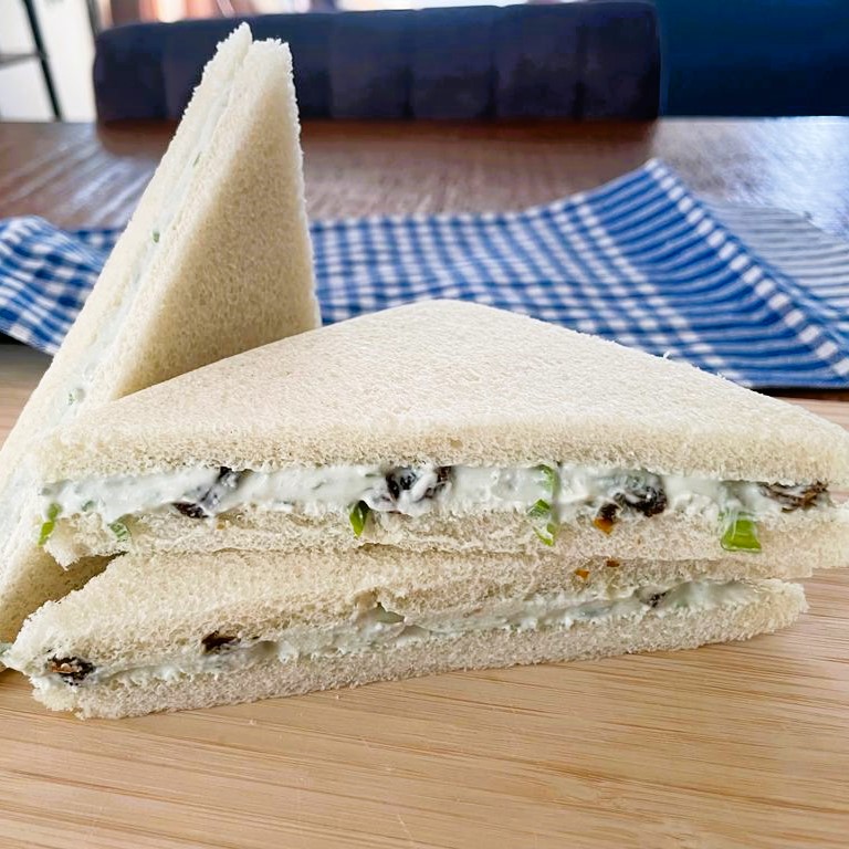 Rodilla Inspired Blue Cheese Sandwich – The Global Homecook